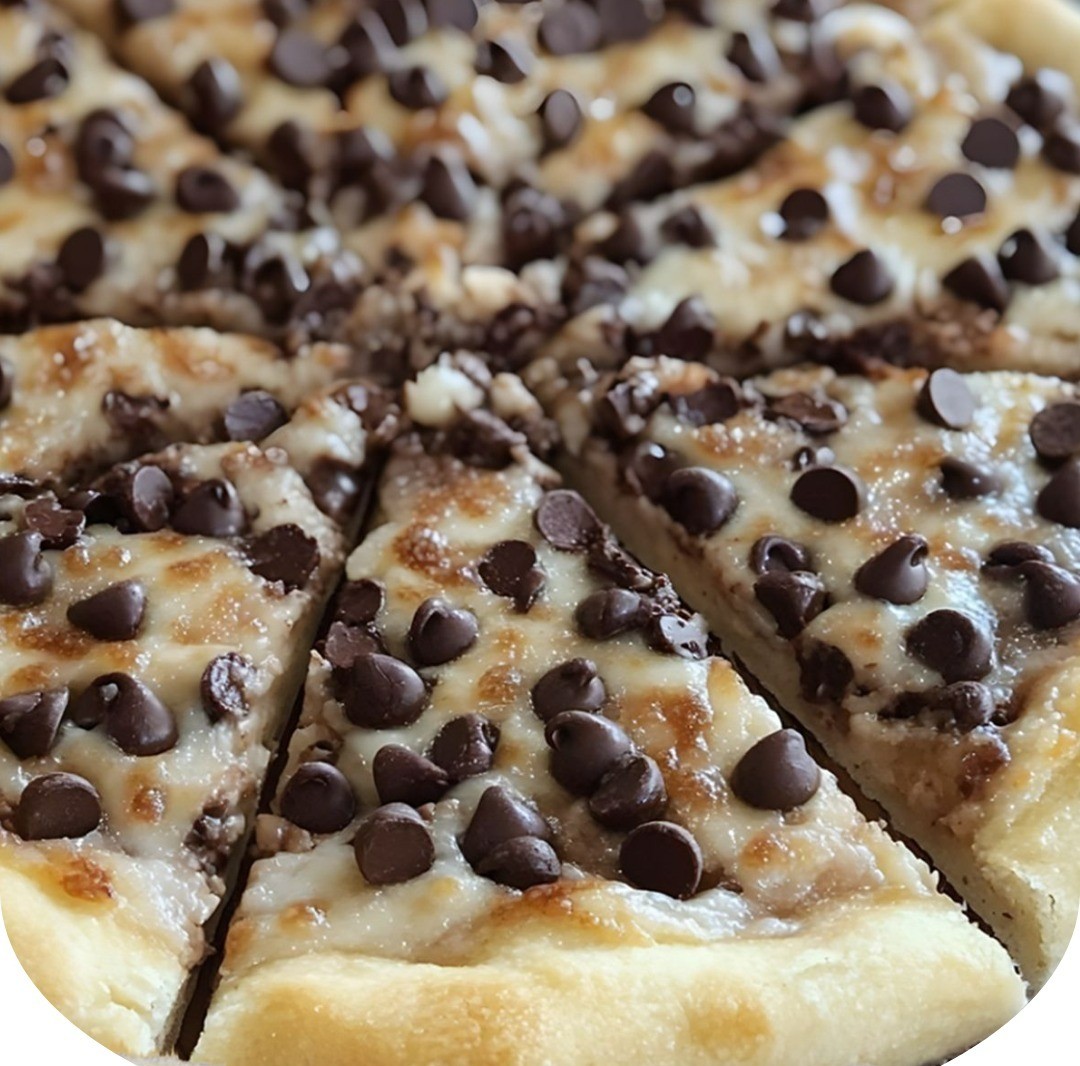 Chocolate Chip Dessert Pizza – hopemakers